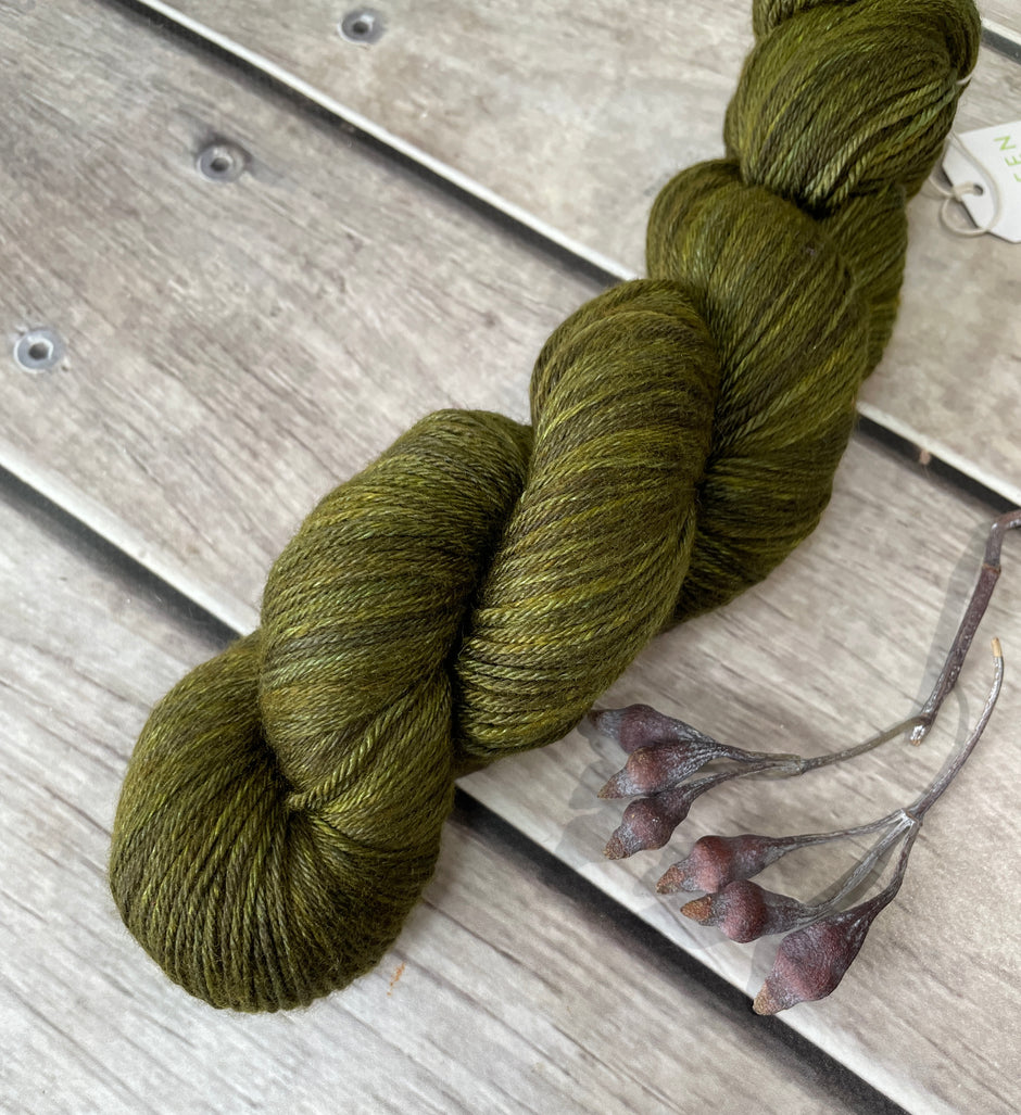 Silk Blends – Green Tea Yarns